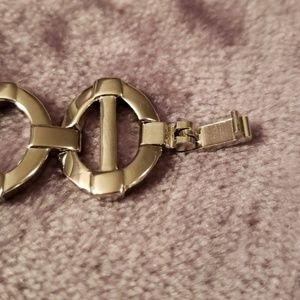 Avon | Accessories | Nib Avon Silvertone Circle Quartz Link Watch ...